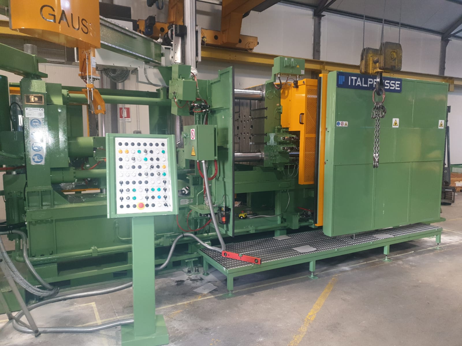 NUOVA PRESSA DA 550 TON - Pressofusione Bustreo